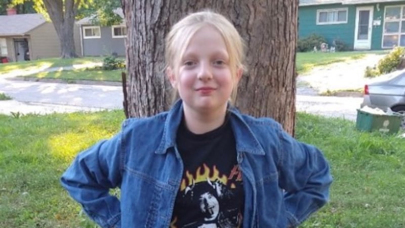 Update: Kansas City police found missing 11-year-old girl Update: Kansas City police found missing 11-year-old girl
